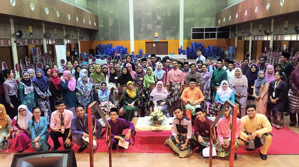 Perunding Imej Malaysia - Kursus Ketrampilan Imej Guru Profesional